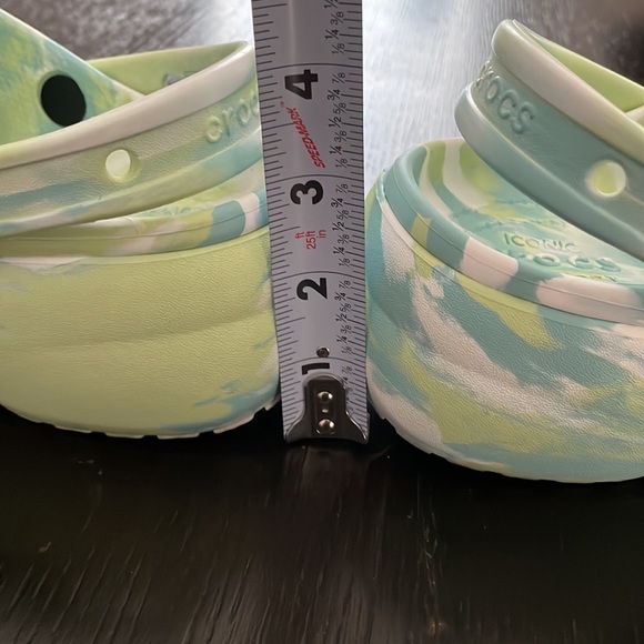 CROCS | Shoes | Crocs Tie Dye Green Platform | Poshmark